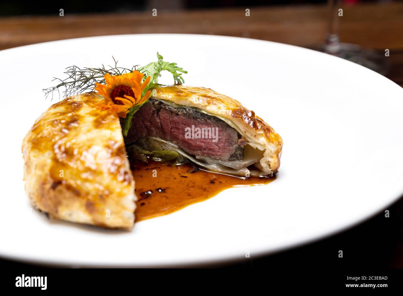 Beef wellington cooking hi-res stock photography and images - Alamy