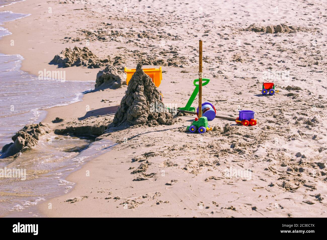 Beach sand sandcastle sea nature hi-res stock photography and images ...