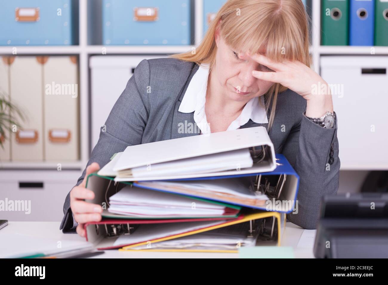 Overwhelmed woman hi-res stock photography and images - Alamy