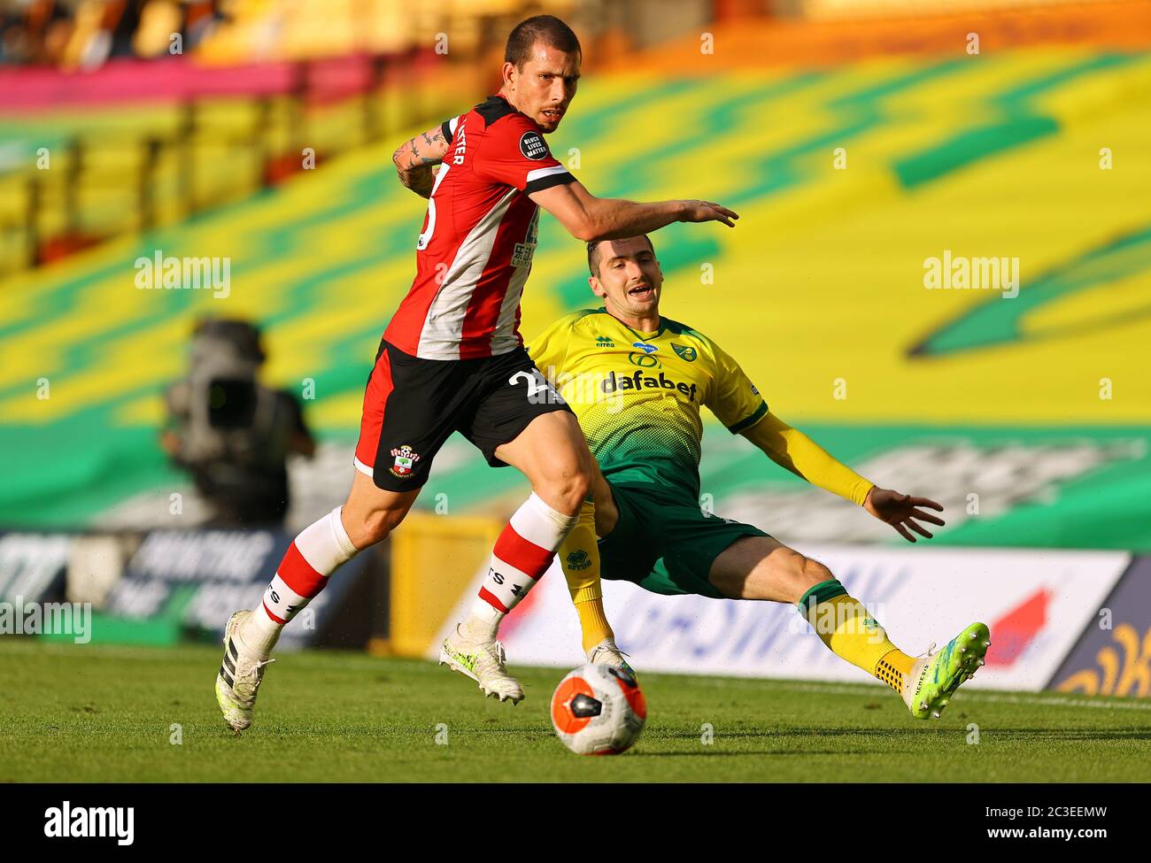 Southampton's Pierre-Emile Hojbjerg (left) and Norwich City's Kenny ...