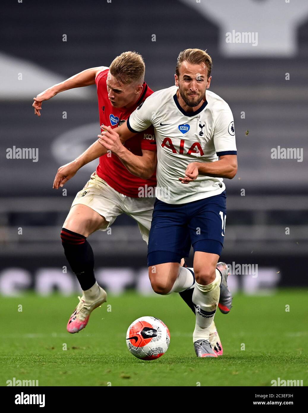 Tottenham Hotspur's Harry Kane (right) and Manchester United's Scott ...