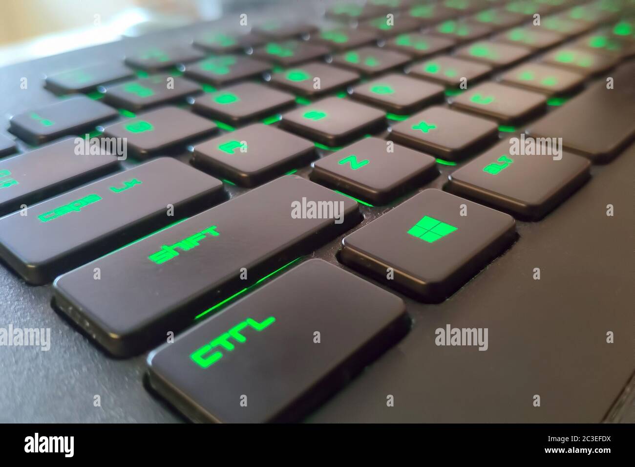 Windows 10 operating system logo hi-res stock photography and images ...