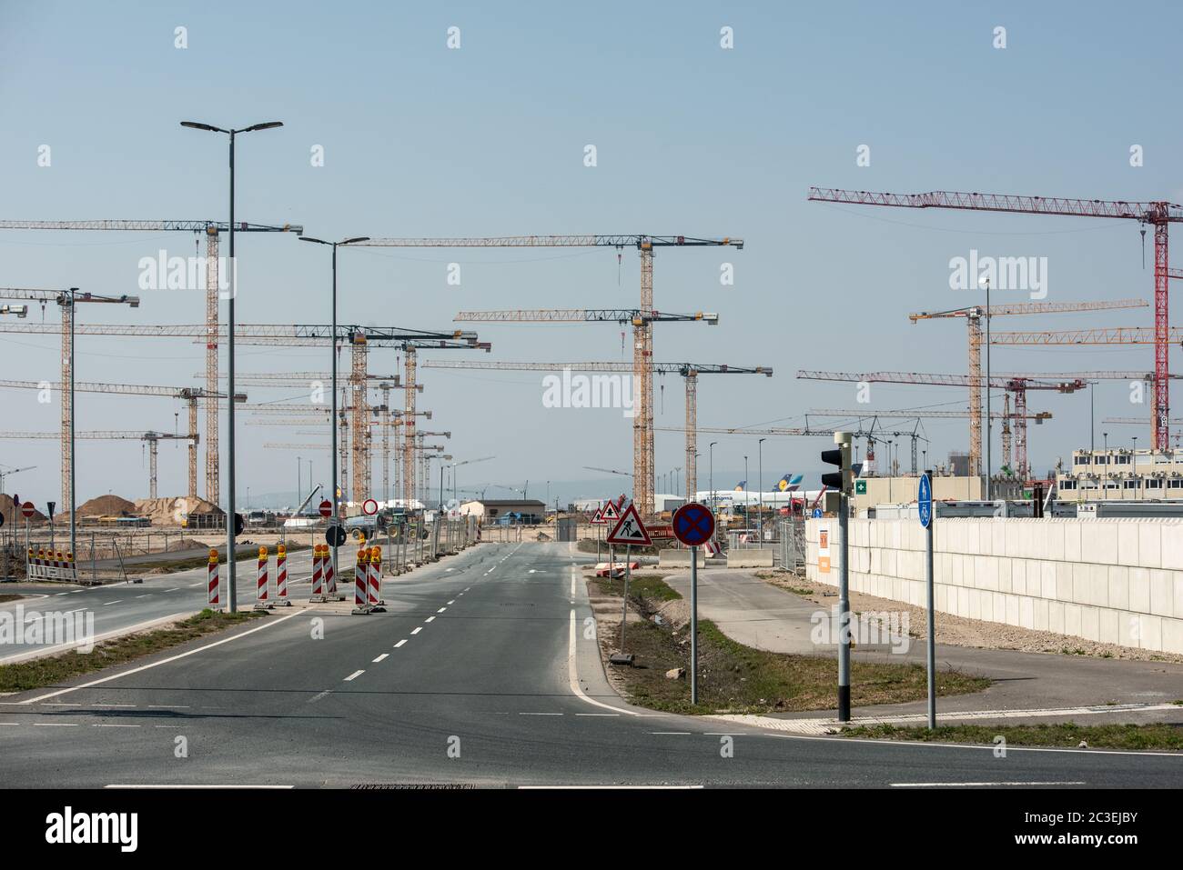 Major construction site of Terminal 3 at Frankfurt Airport Stock Photo ...