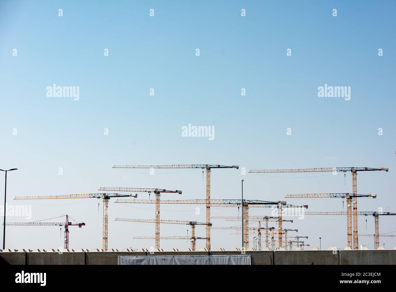 Major construction site of Terminal 3 at Frankfurt Airport Stock Photo ...