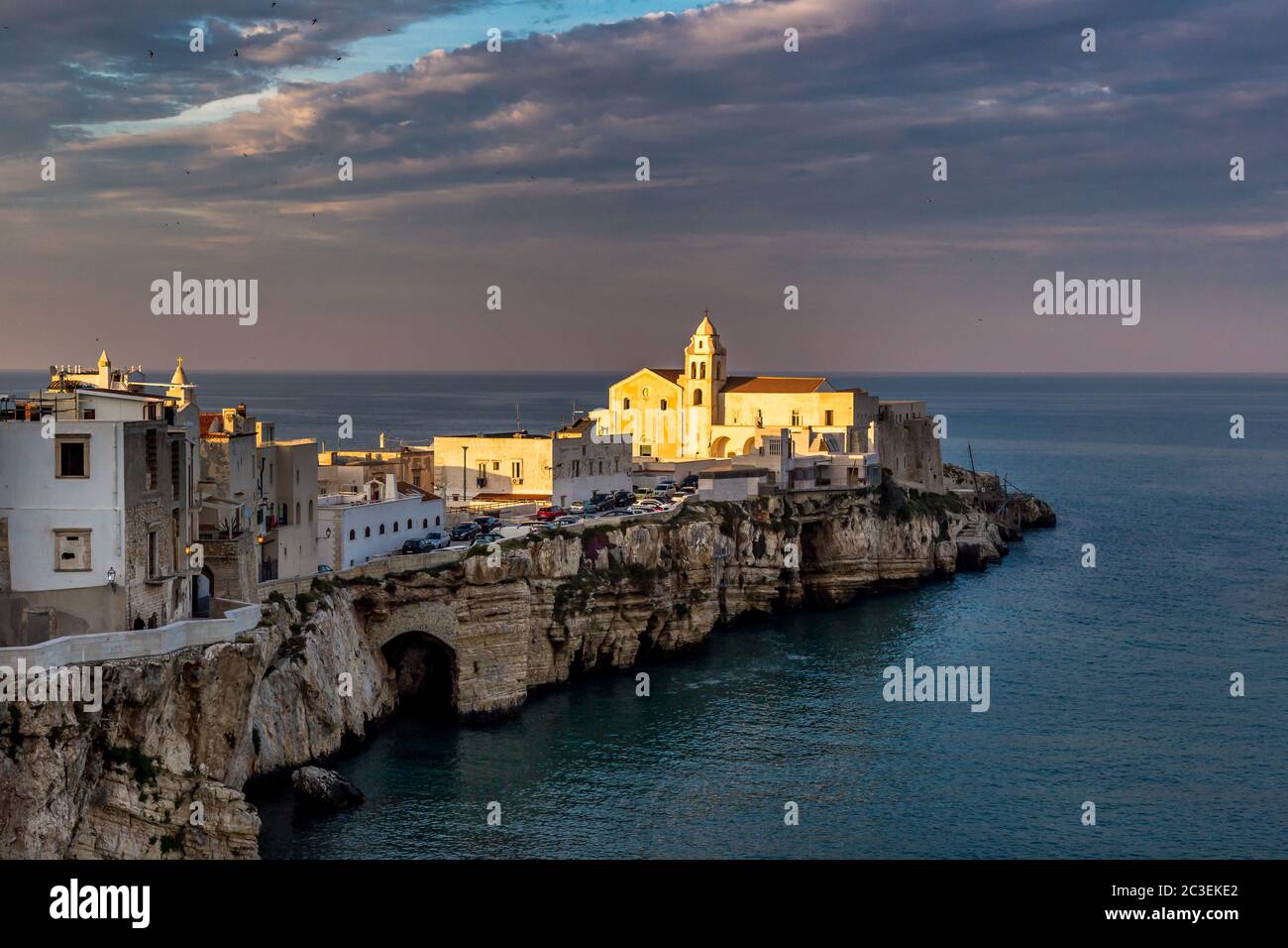 Vieste cathedral hi-res stock photography and images - Alamy