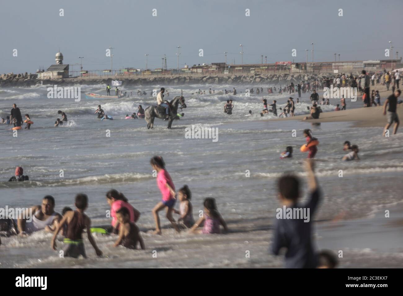 Gaza City, The Gaza Strip, Palestine. 19th June, 2020. Palestinians ...