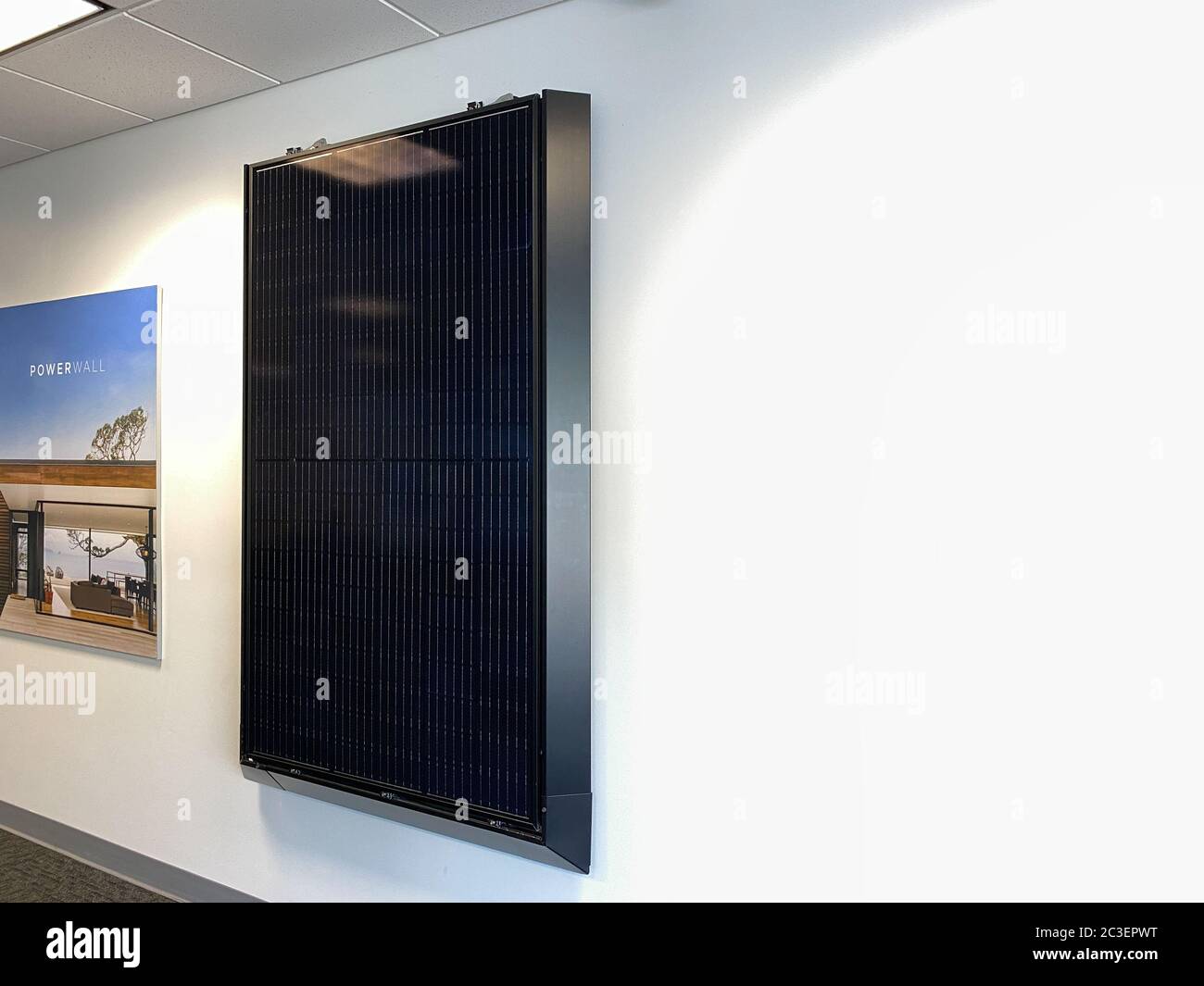 Solar panel logo hi-res stock photography and images - Alamy