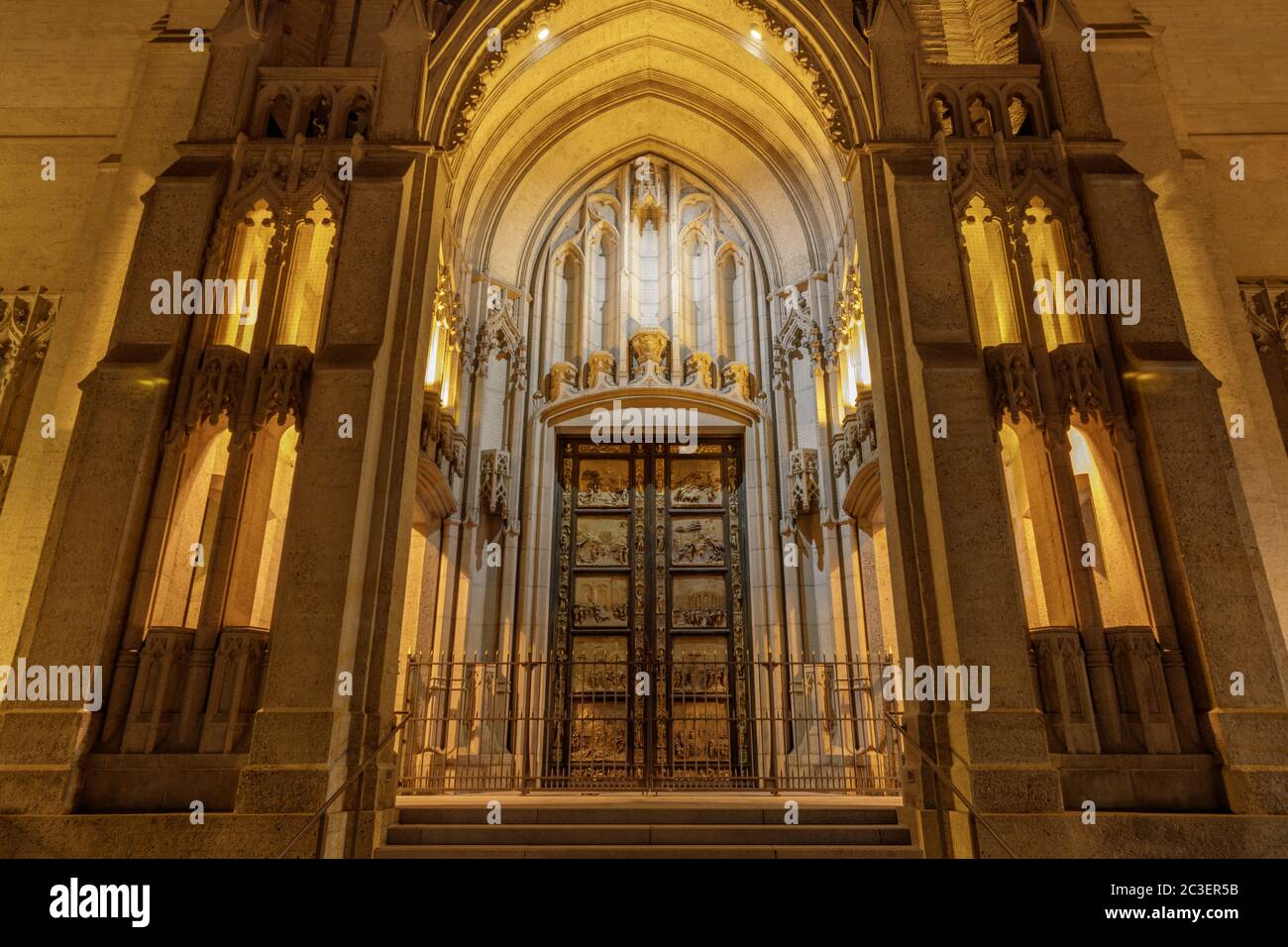 Grace gates hi-res stock photography and images - Alamy