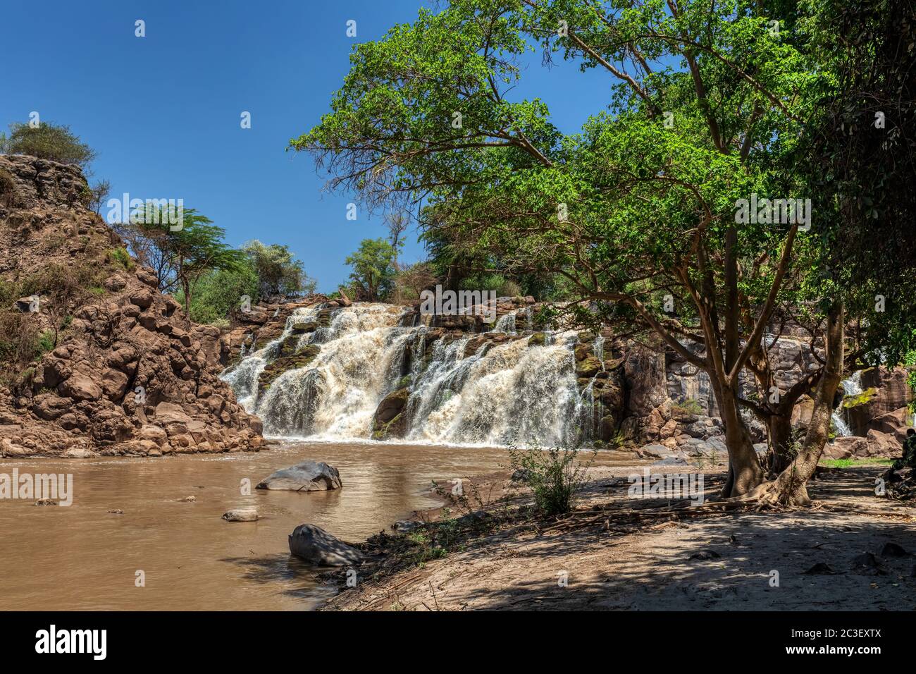 Rock awash hi-res stock photography and images - Alamy