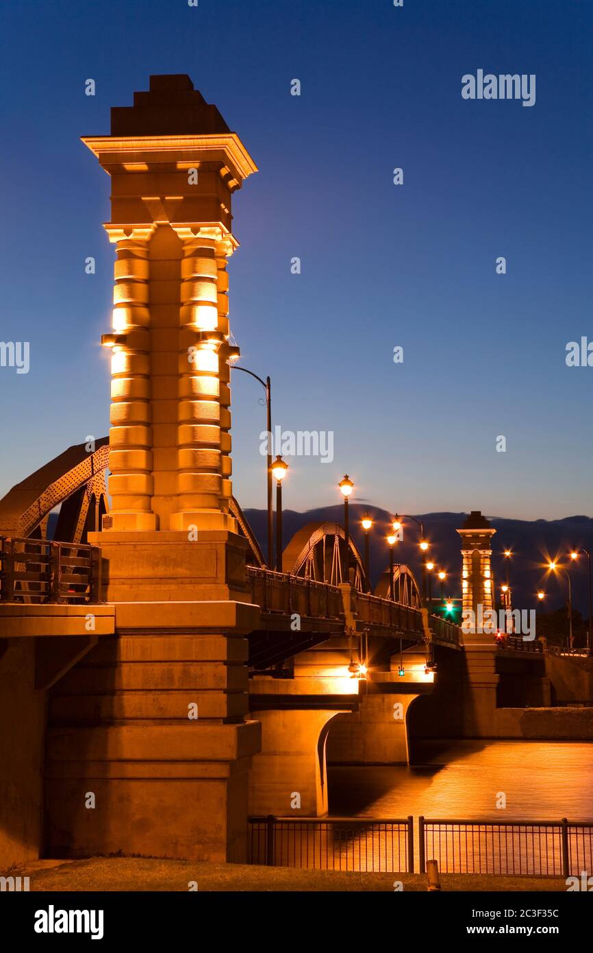 Ford street bridge hi-res stock photography and images - Alamy