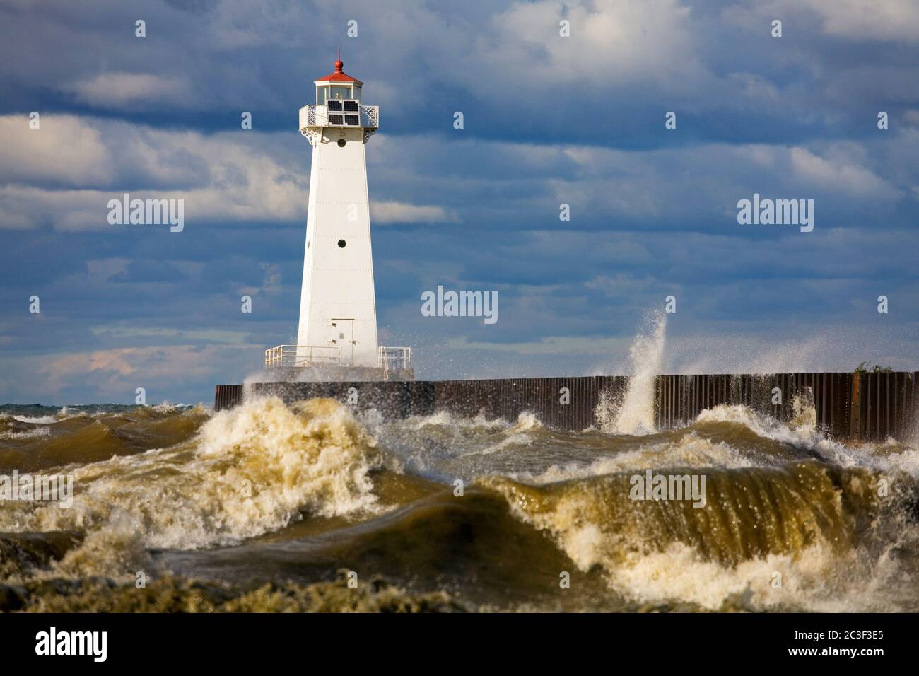 Outer sodus lighthouse hi-res stock photography and images - Alamy