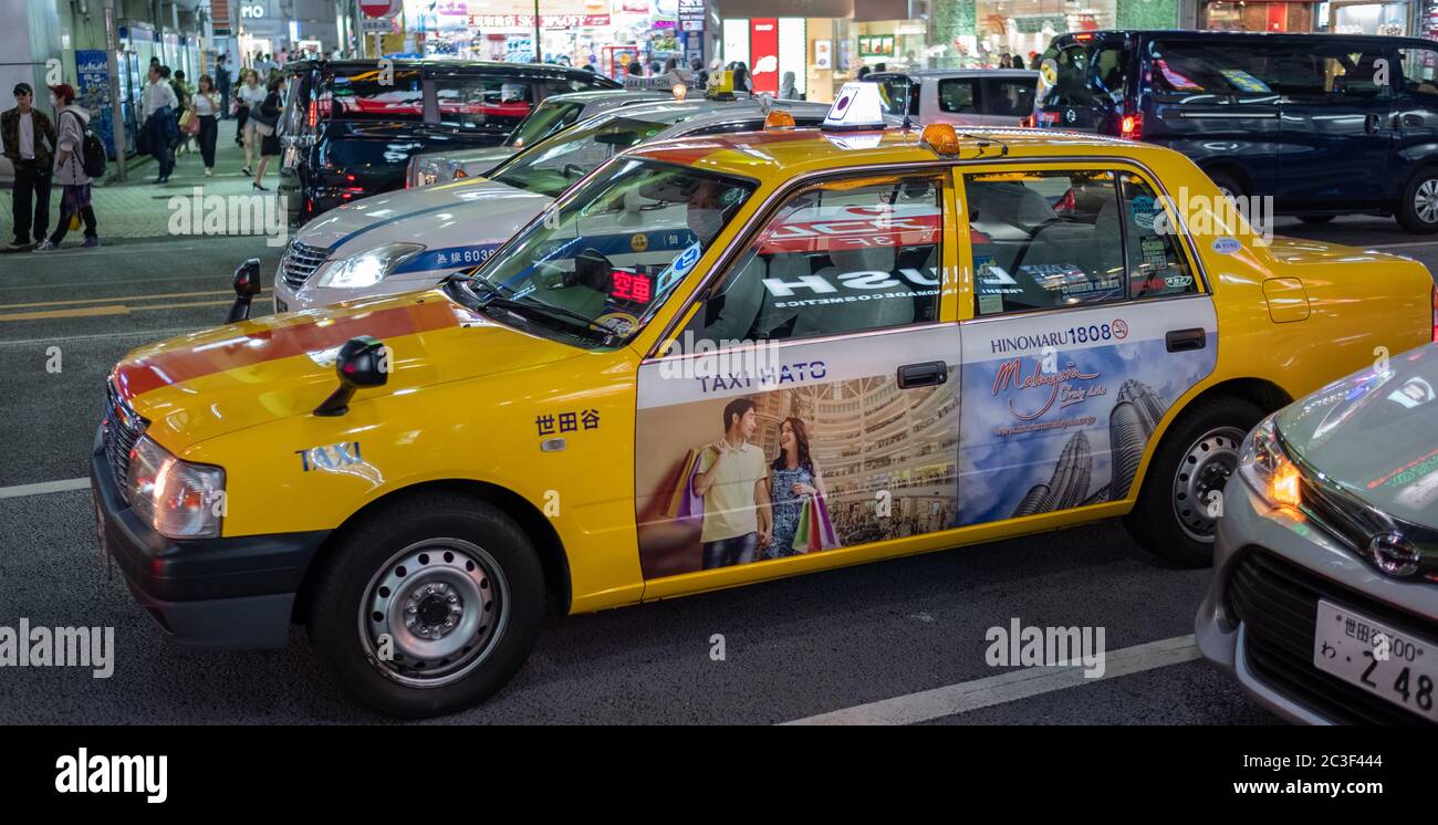 Traffic transportation taxi japan tokyo hi-res stock photography and ...