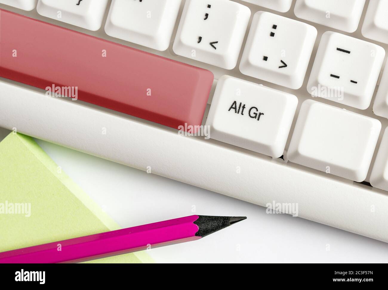 White Pc Keyboard With Empty Note Paper Above White Key Copy Space ...