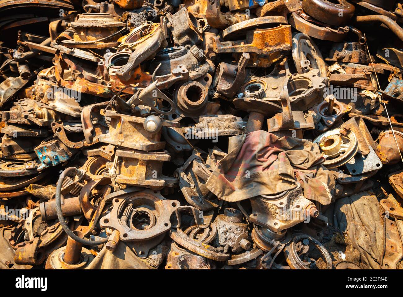 Closeup view of pile of old rusty metal scrap Stock Photo - Alamy