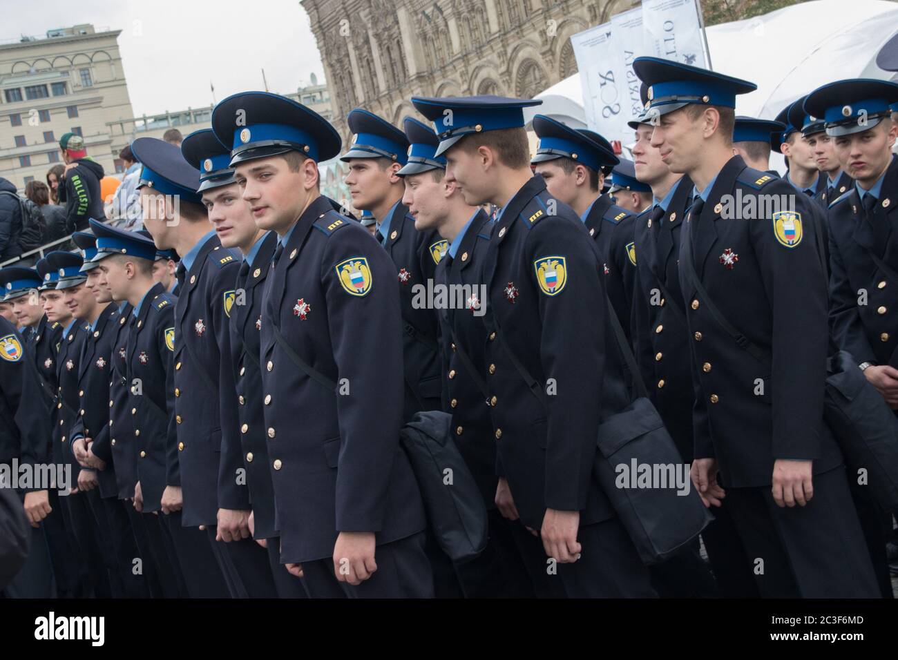 Soldiers inside Red Square, Moscow, Russia Stock Photo - Alamy