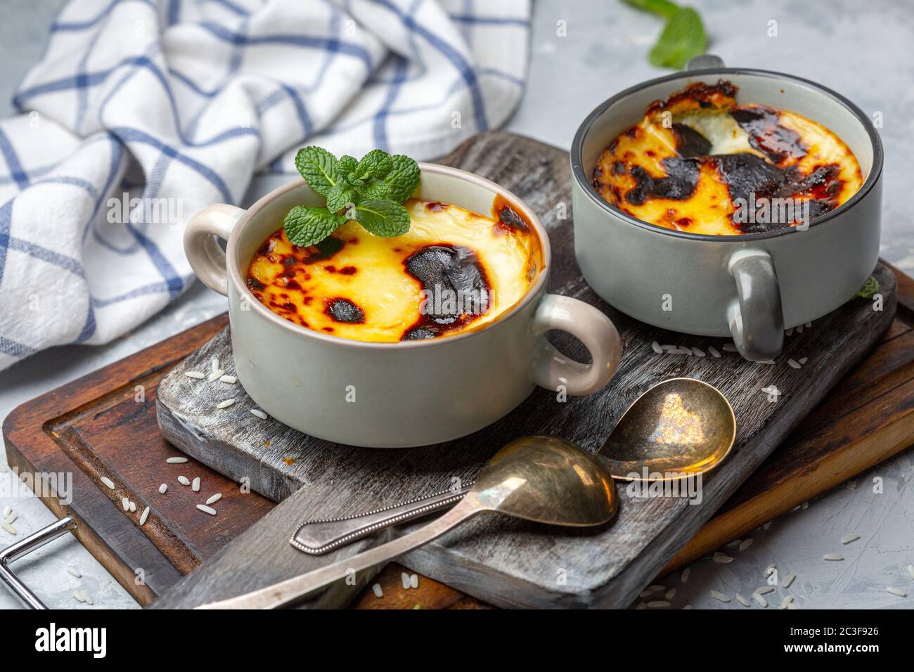 Traditional Turkish dessert (sutlac Stock Photo - Alamy