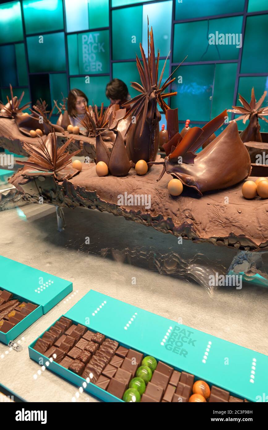 Patrick roger paris hi-res stock photography and images - Alamy