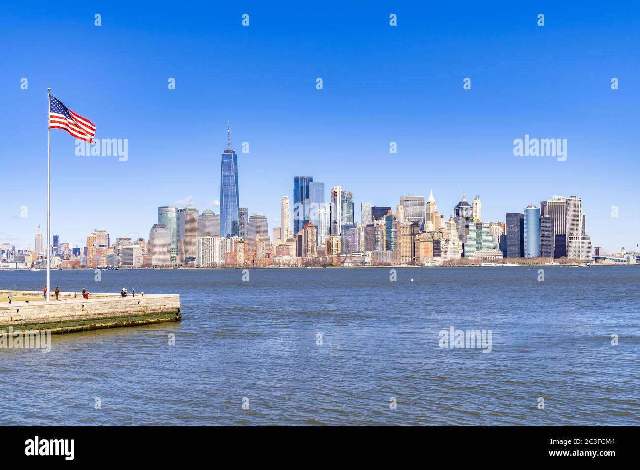 East river lower manhattan skyline skylines tower hi-res stock ...