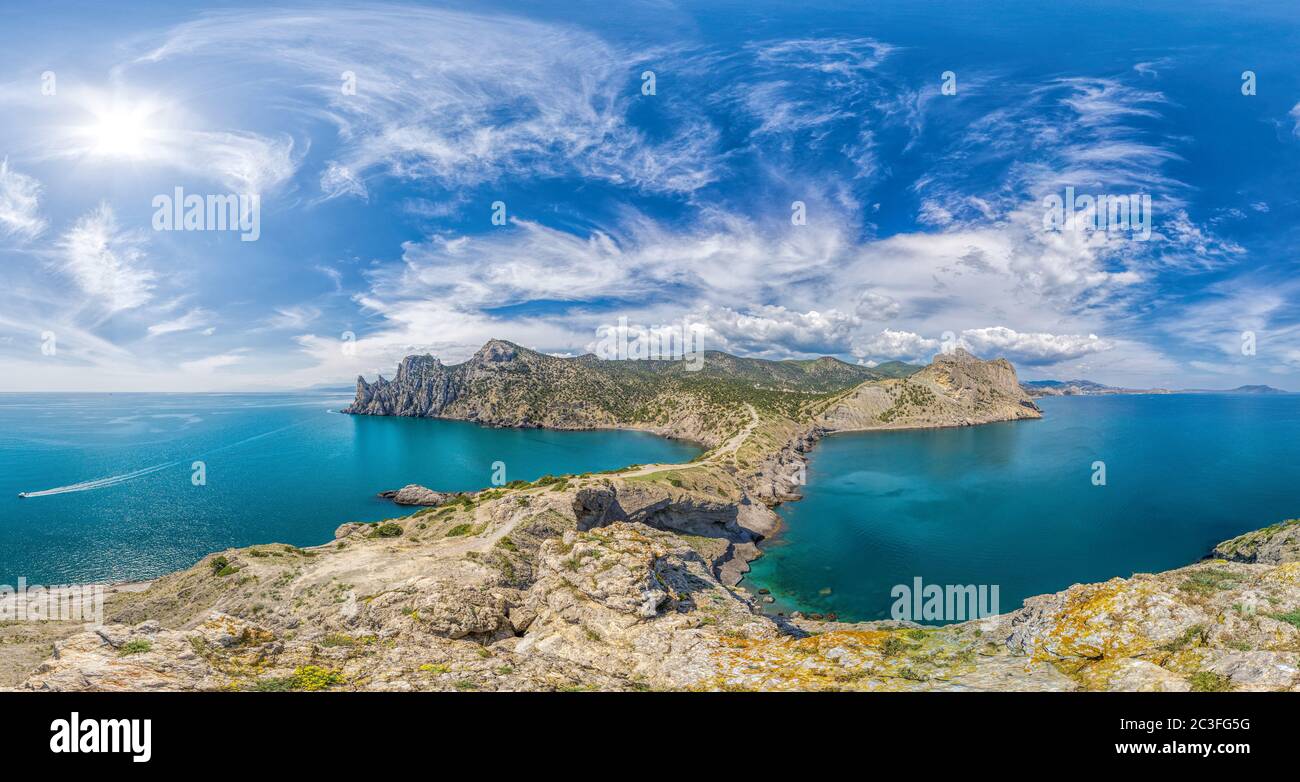 Beautiful seascape, panorama of cape Kapchik to the Galitsin Trail and ...