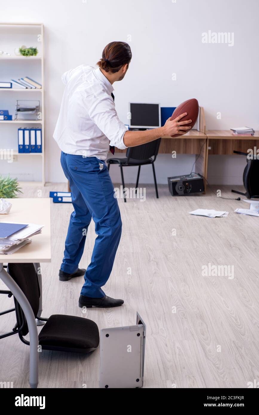 Male footballer back holding ball hi-res stock photography and images ...