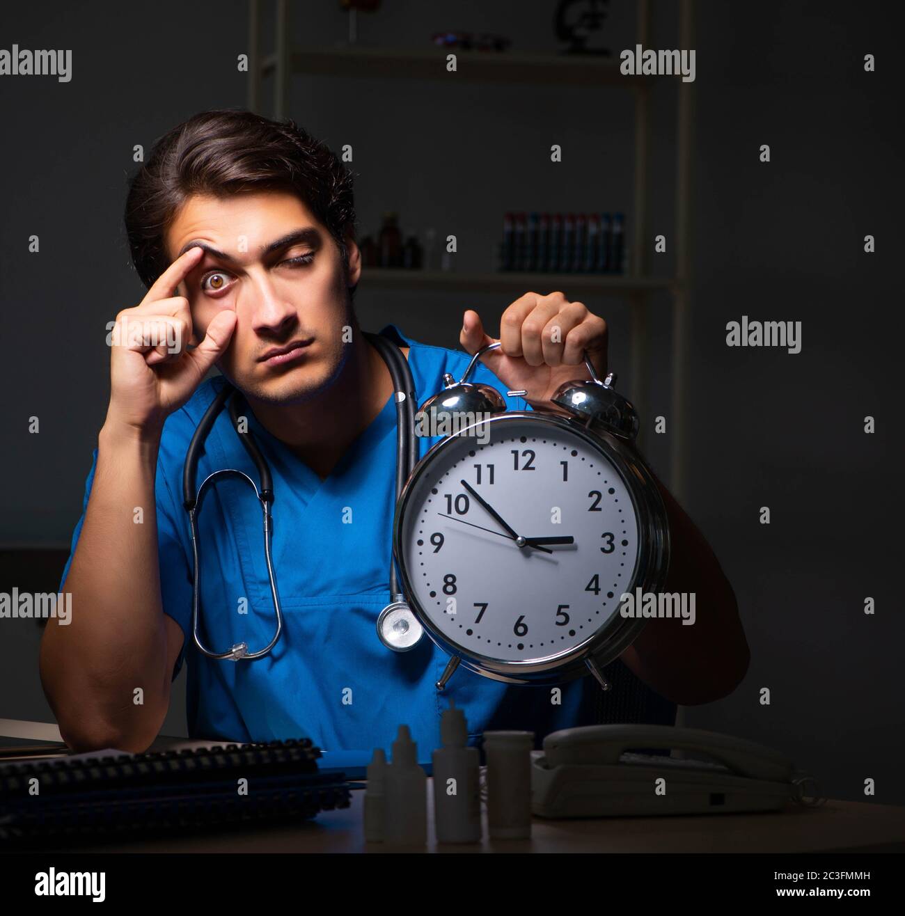Night shift hospital hi-res stock photography and images - Alamy