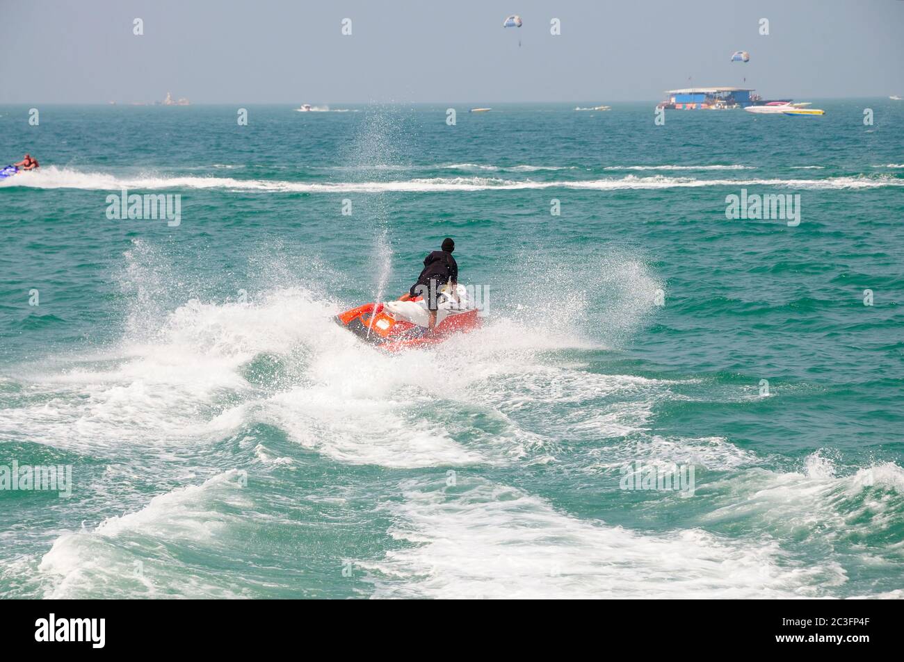 Water sports and activities hi-res stock photography and images - Alamy