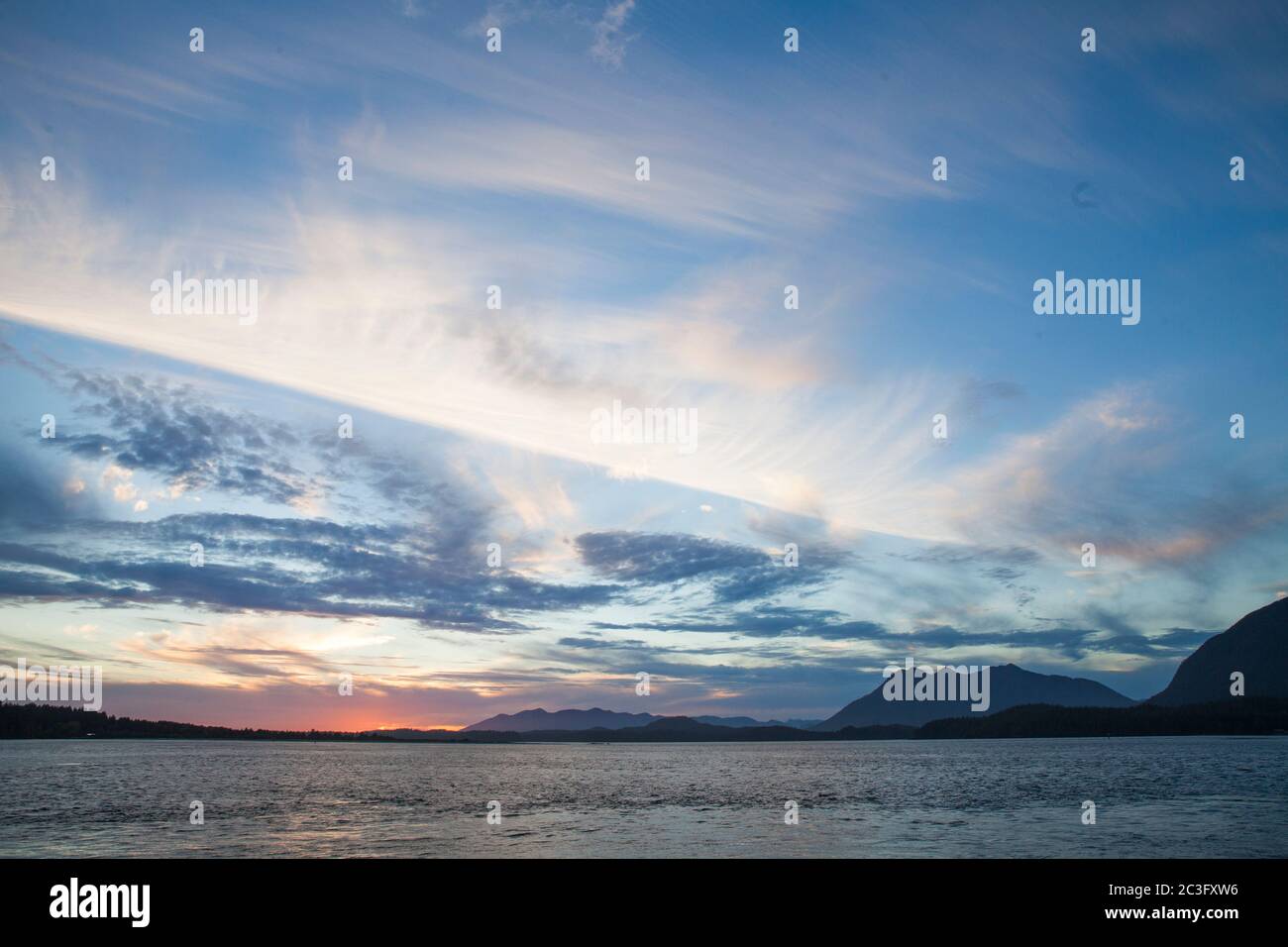 Sunset over the Pacific Ocean in Tofino, British Columbia Stock Photo ...