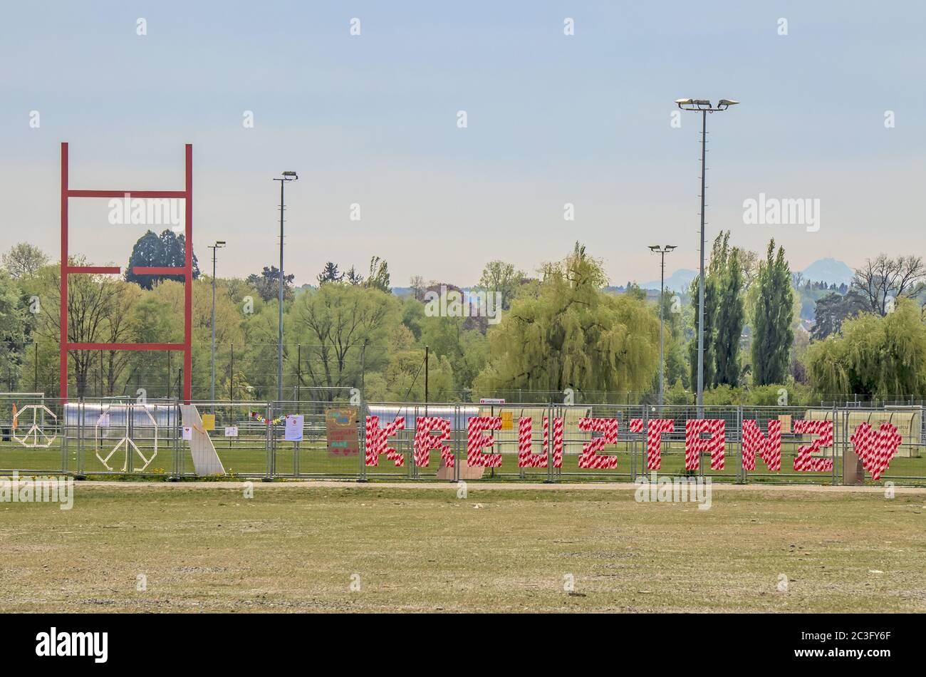Corona border fence to Switzerland on the shores of Lake Constance ...
