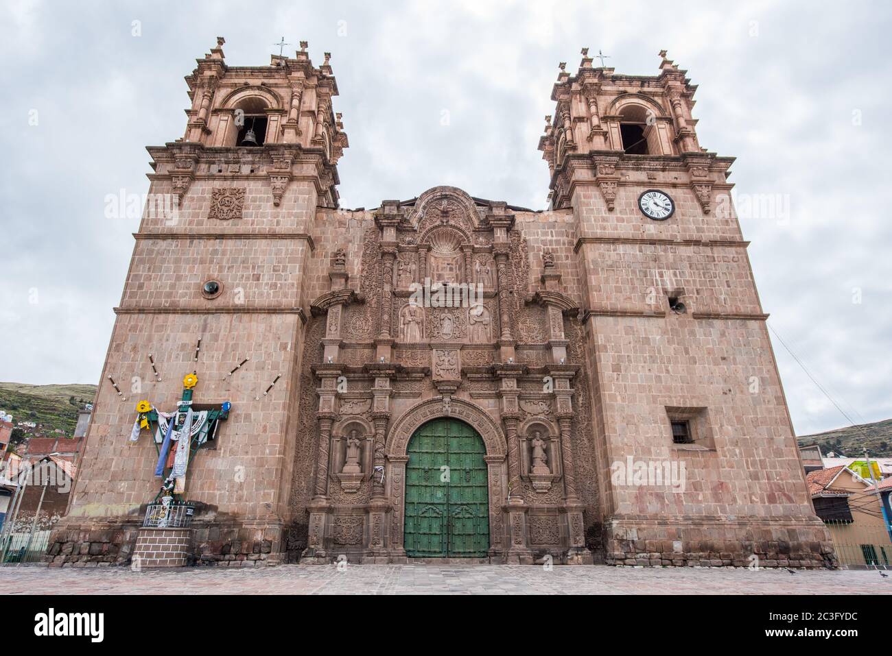Catedral de puno hi-res stock photography and images - Alamy