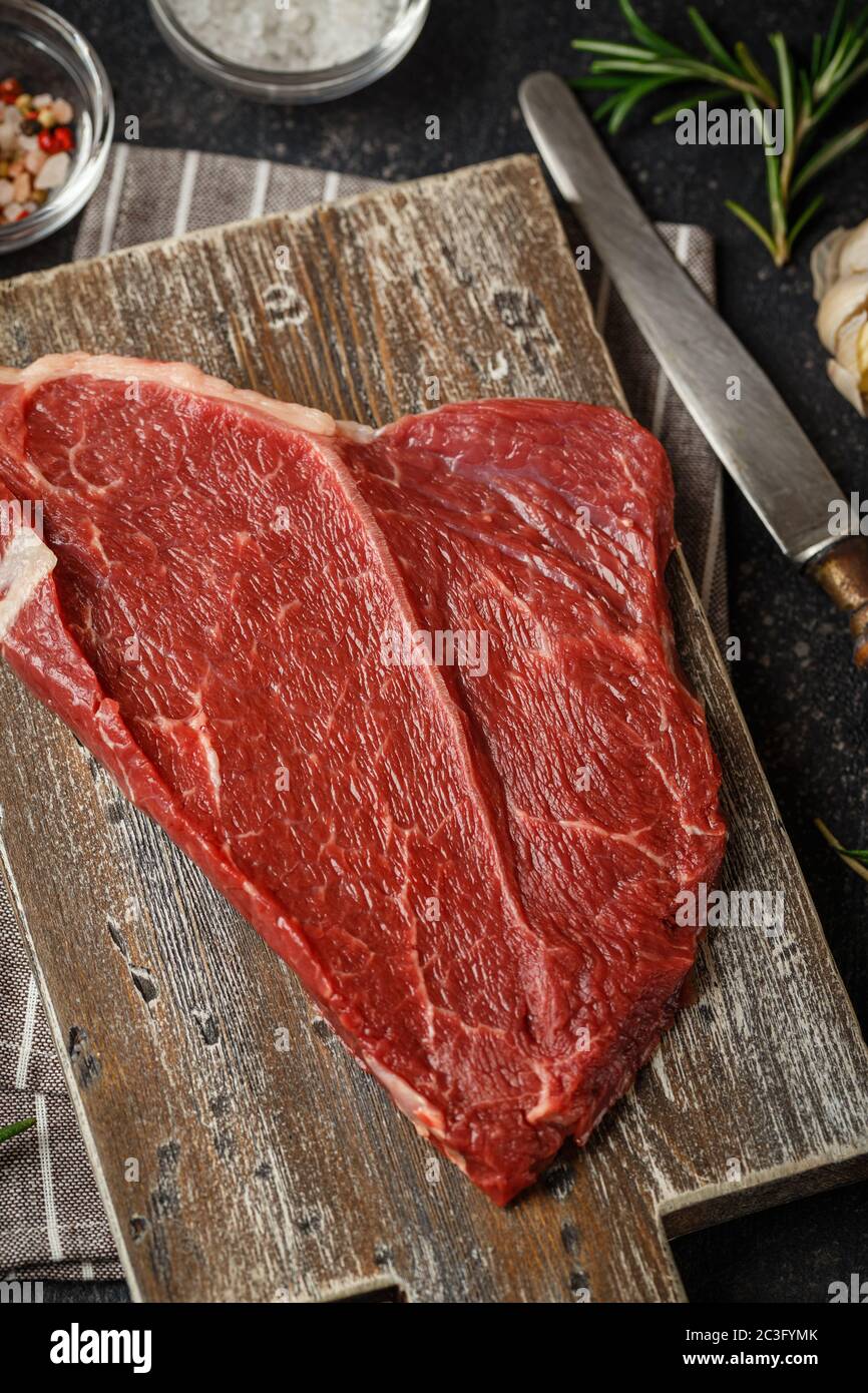 Raw rump steak beef hi-res stock photography and images - Alamy