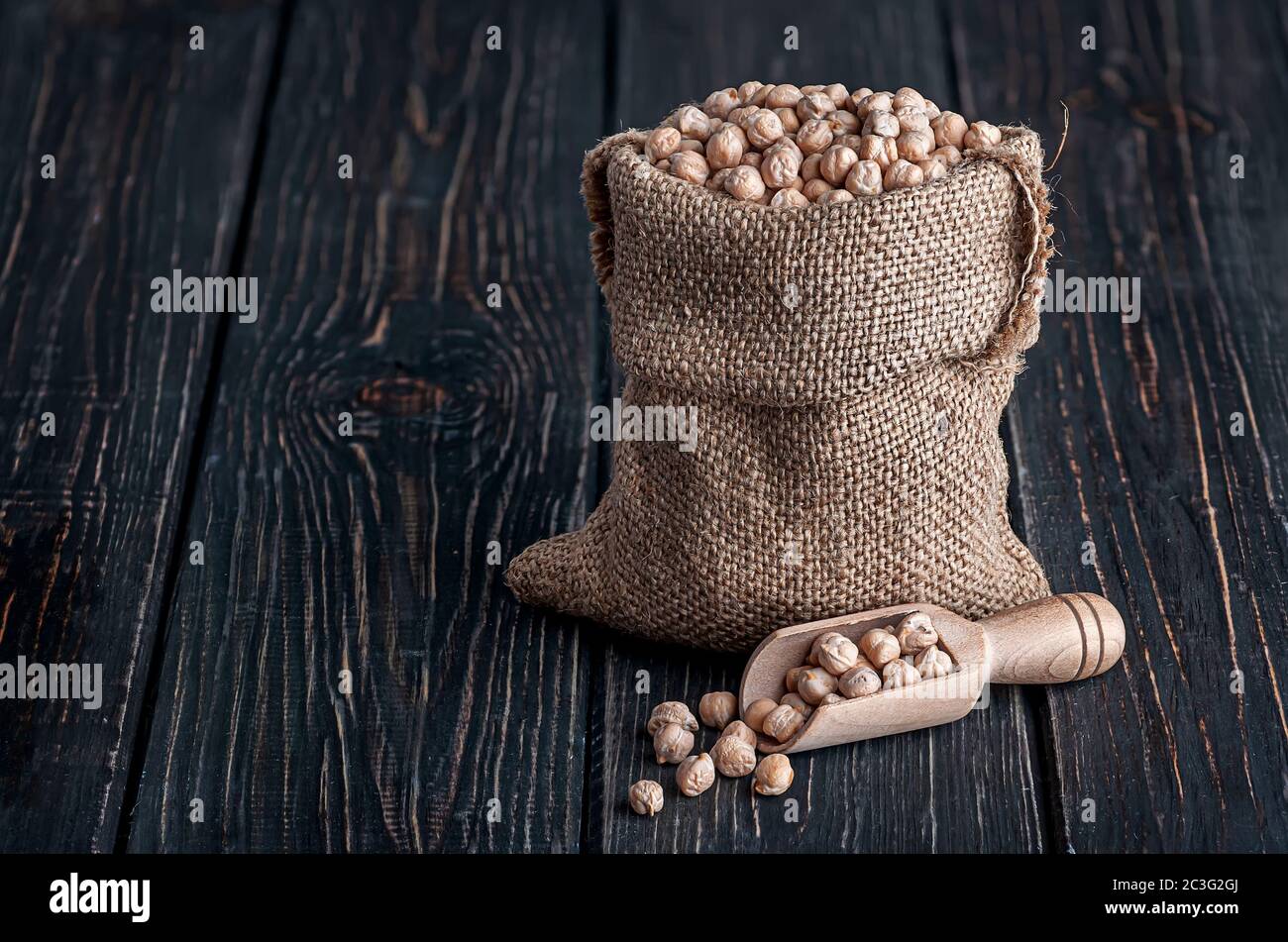 Chickpea texture hi-res stock photography and images - Alamy