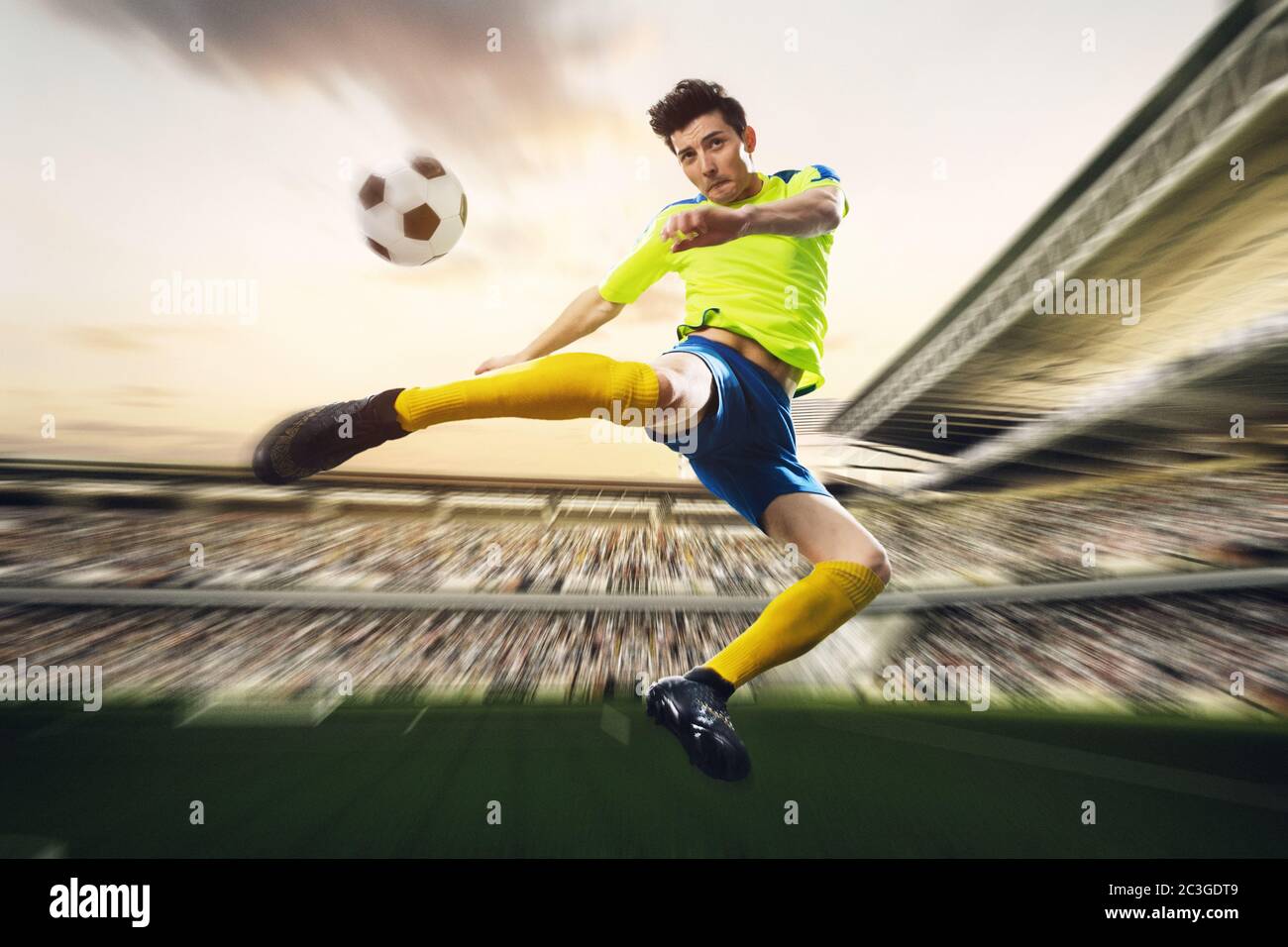 Athletes to play on the pitch Stock Photo - Alamy