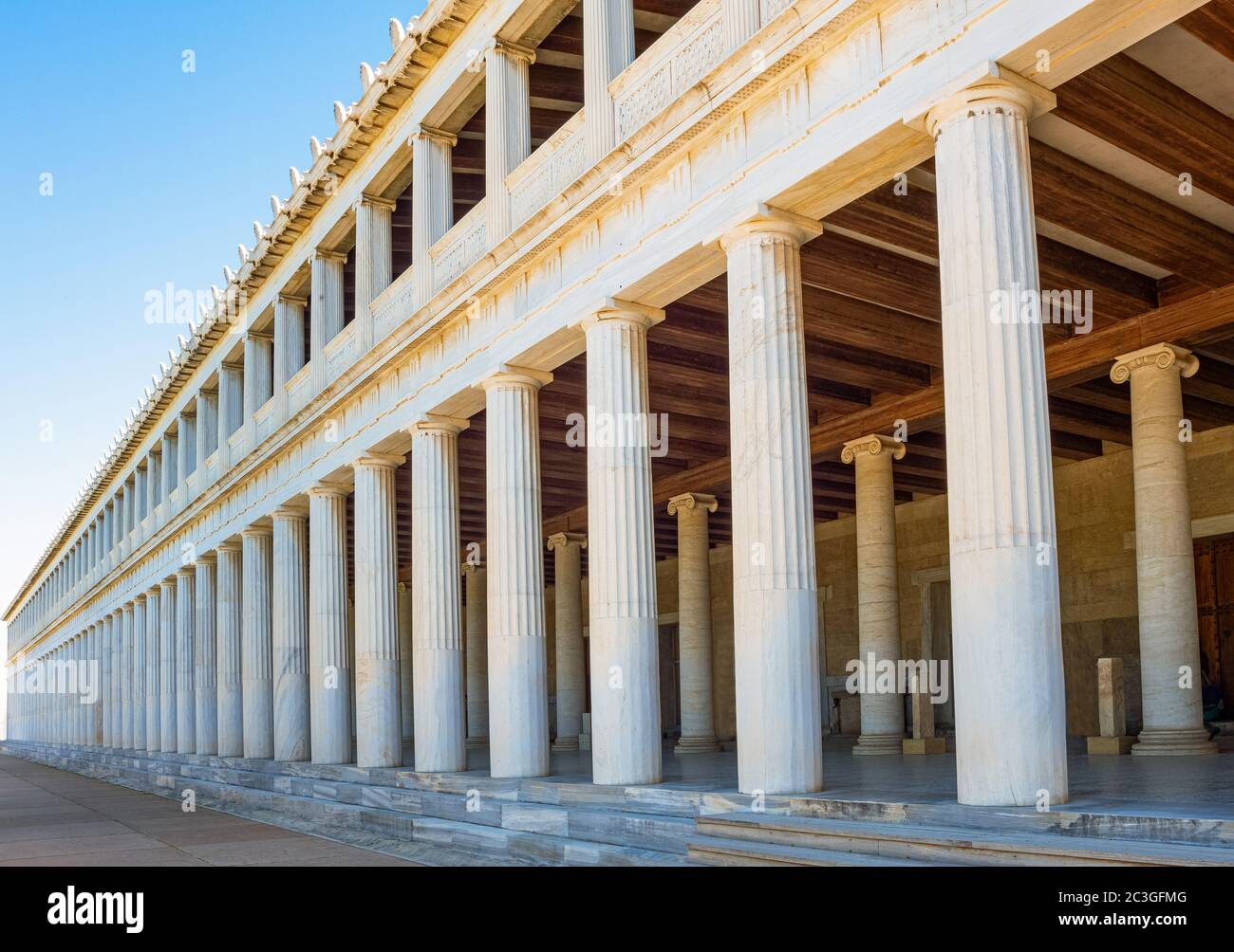 External portico hi-res stock photography and images - Alamy