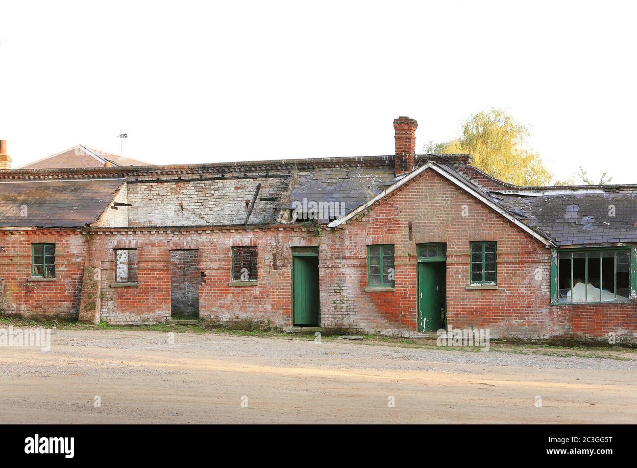 old derelict building in need of repair Stock Photo - Alamy