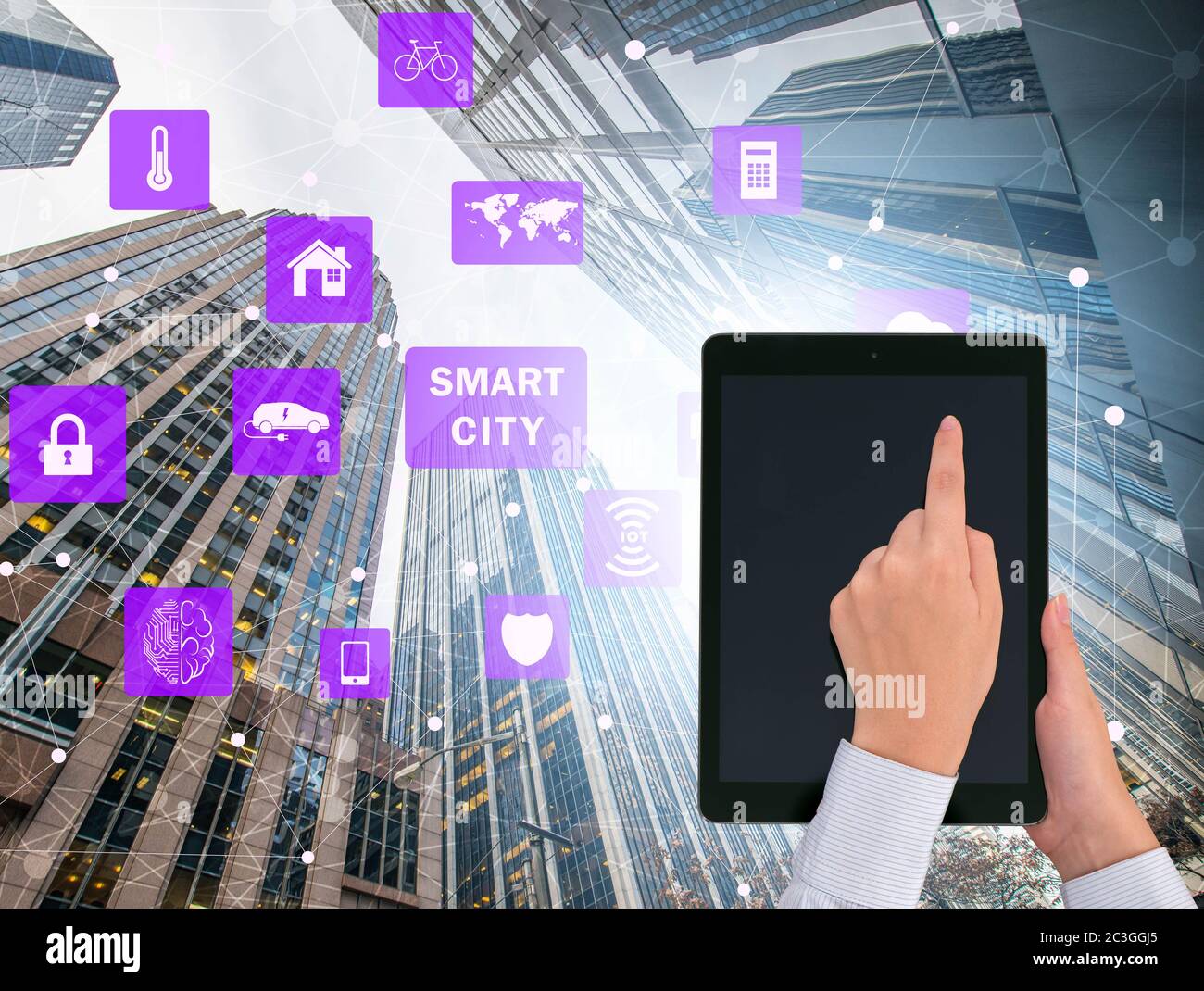 Smart city in innovation concept Stock Photo - Alamy