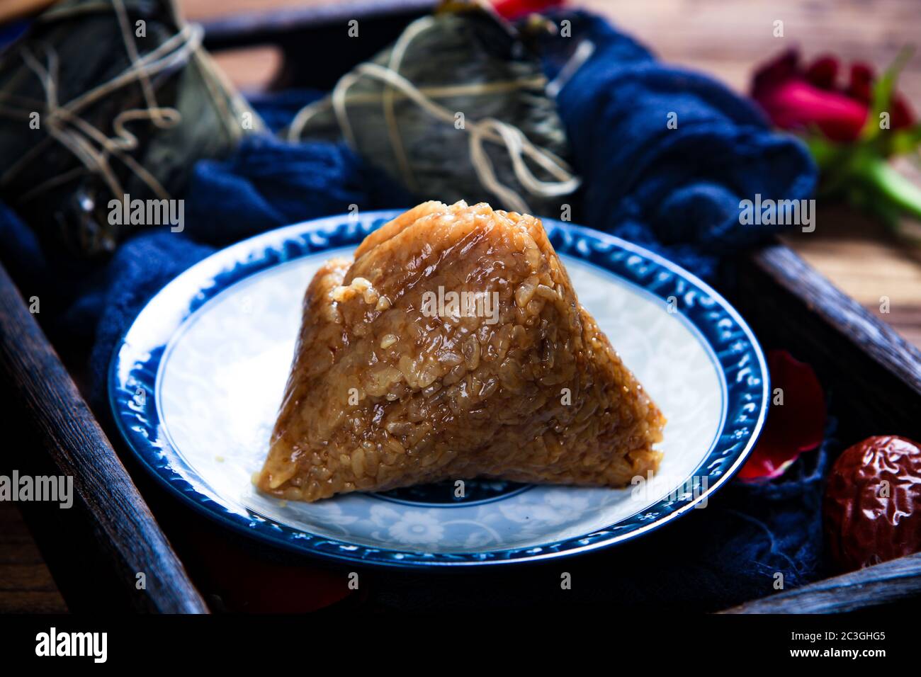 Small amount of rice hi-res stock photography and images - Alamy