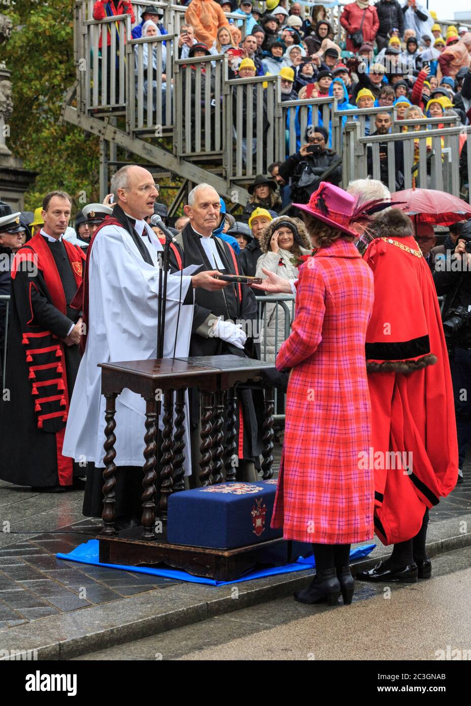 The new Lord Mayor of the City of London, Andrew Parmley, and the Lady ...