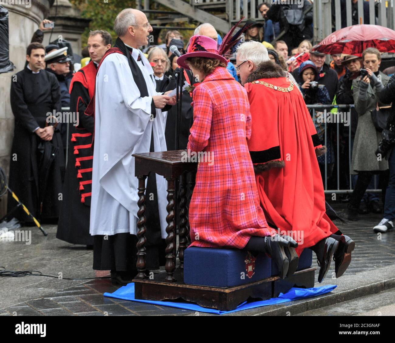 The new Lord Mayor of the City of London, Andrew Parmley, and the Lady ...