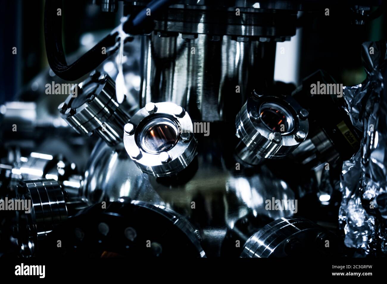 Image of vacuum equipment and laboratory equipment Stock Photo - Alamy