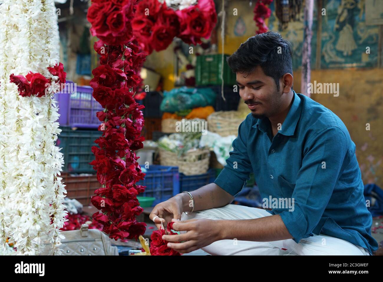 Vadodara market hi-res stock photography and images - Alamy