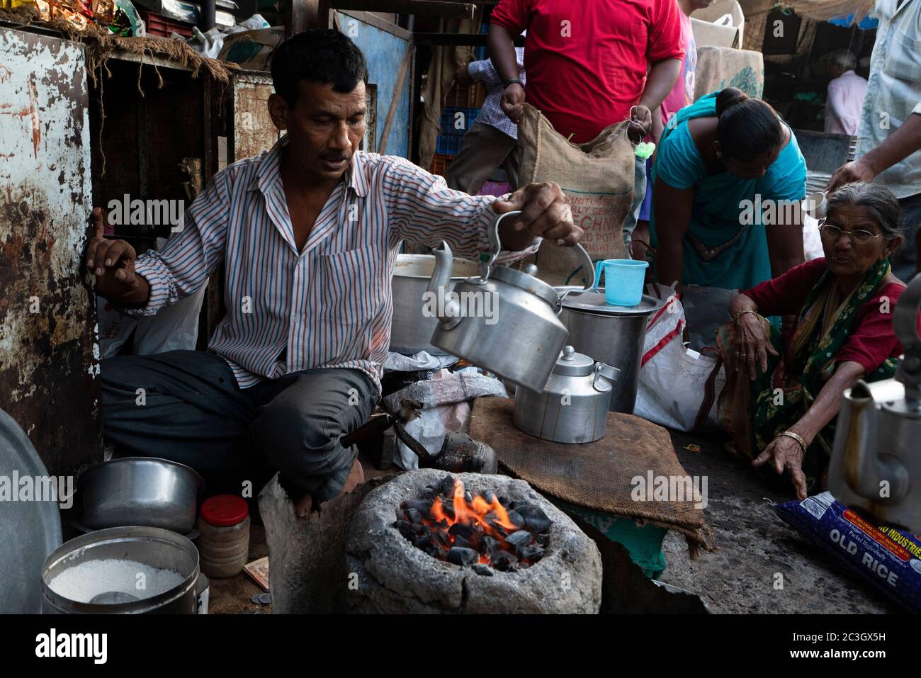 Vadodara market hi-res stock photography and images - Alamy