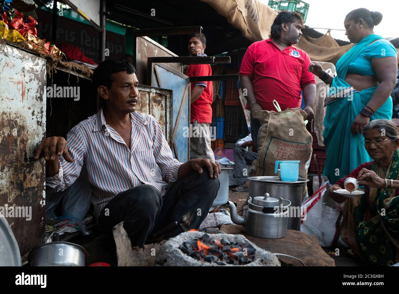 Vadodara market hi-res stock photography and images - Alamy
