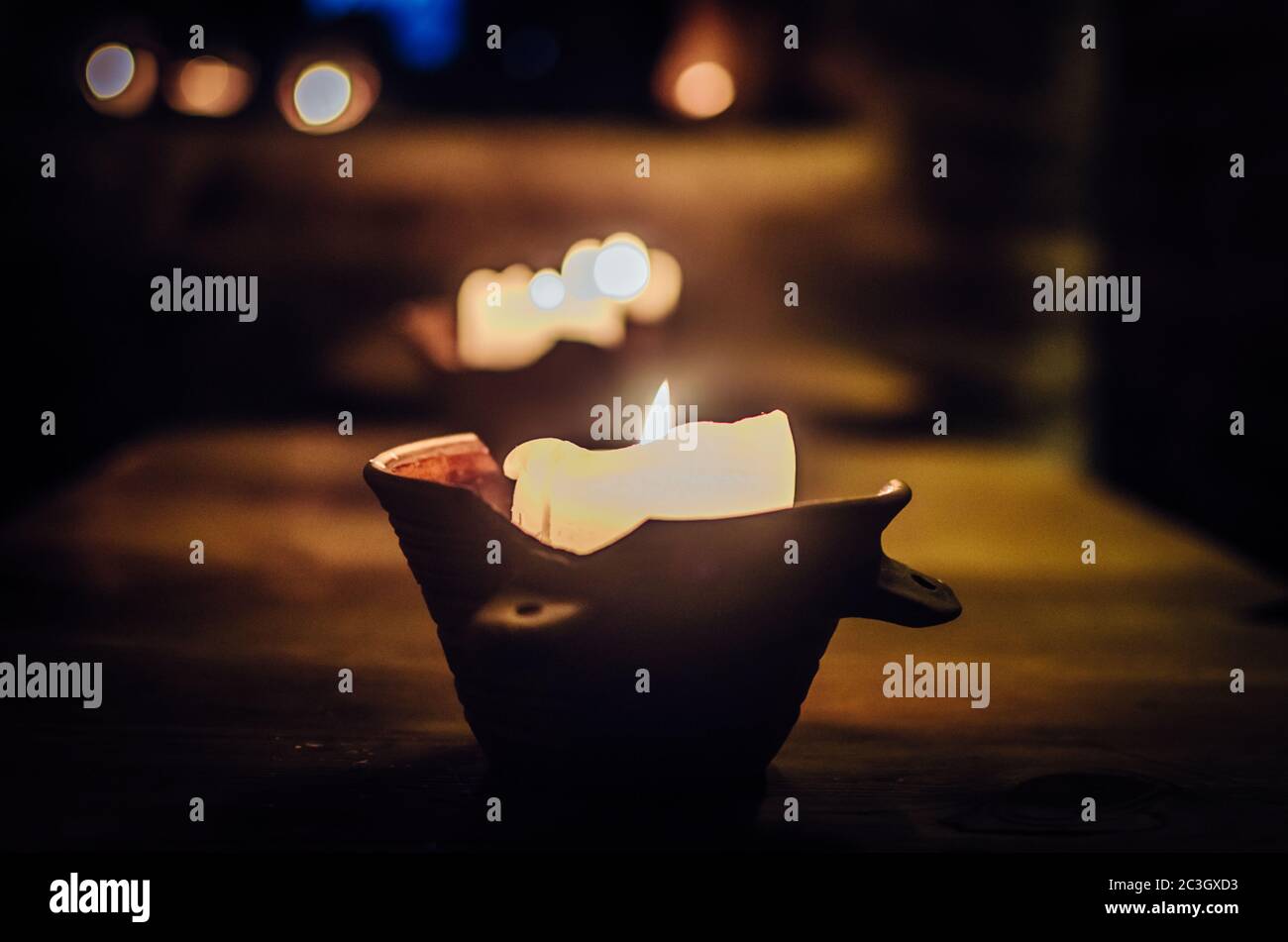 Candle dark room hi-res stock photography and images - Alamy