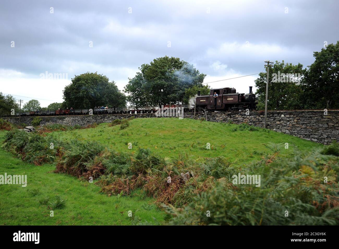 Slate train hi-res stock photography and images - Alamy