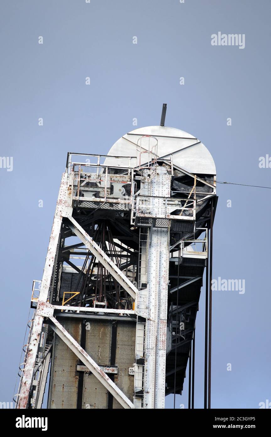 Clarence street bridge hi-res stock photography and images - Alamy