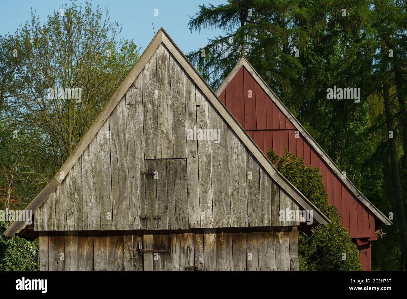 Farmhouse gable hi-res stock photography and images - Alamy