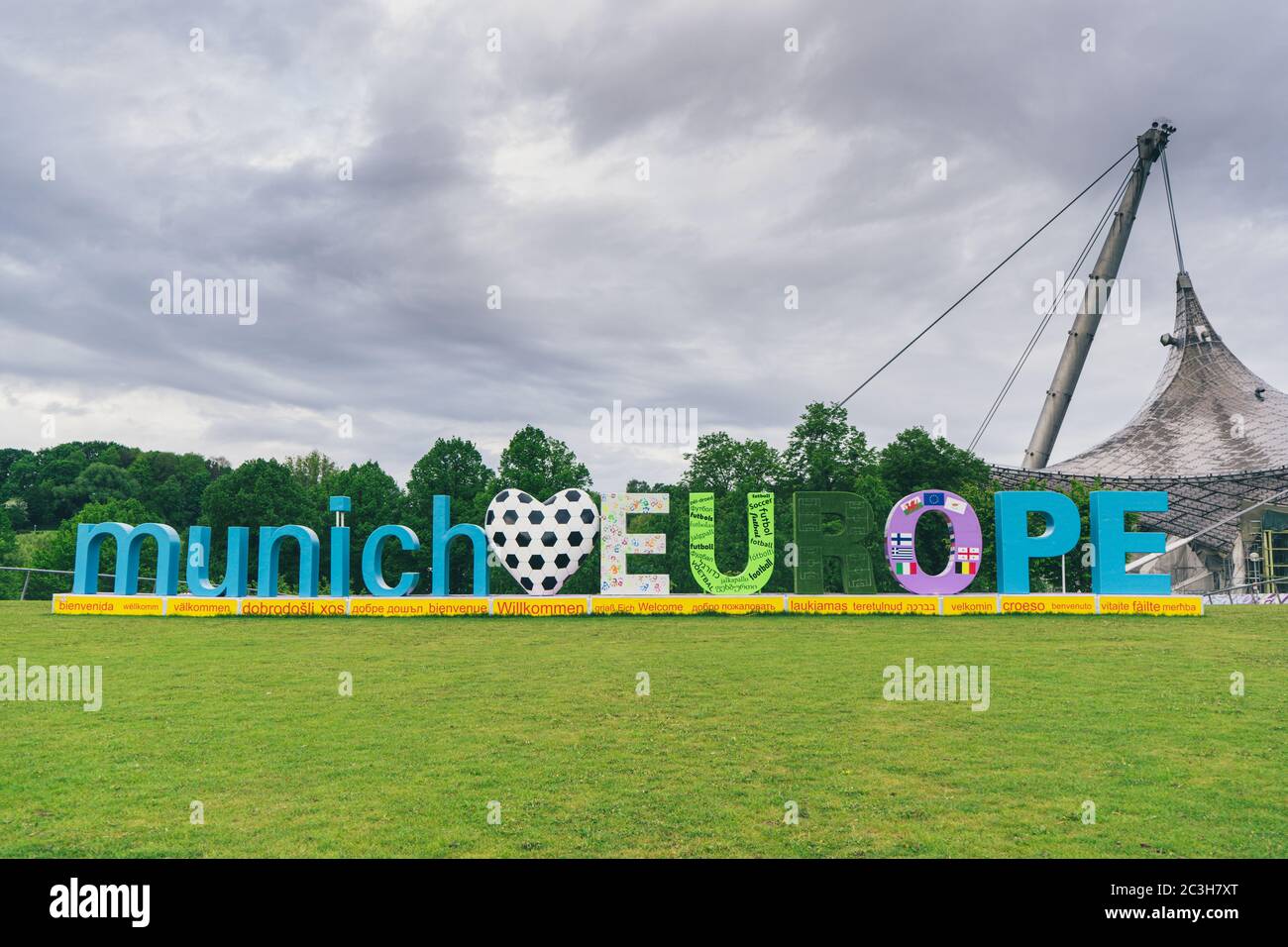 Welcome munich sign hi-res stock photography and images - Alamy