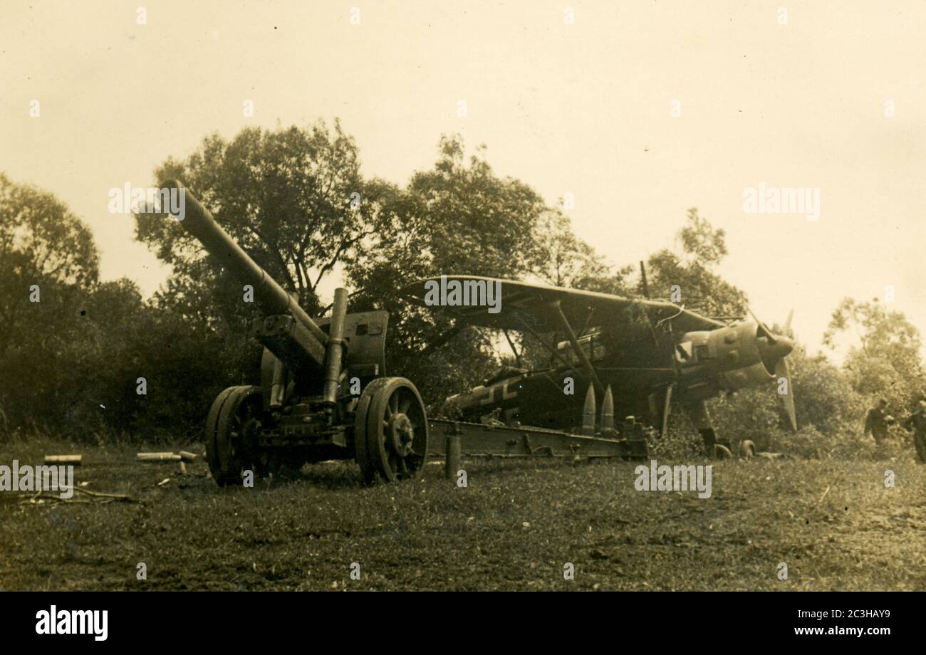 Second World War / WW2 - German reconnaissance aircraft Henschel Hs 126 ...