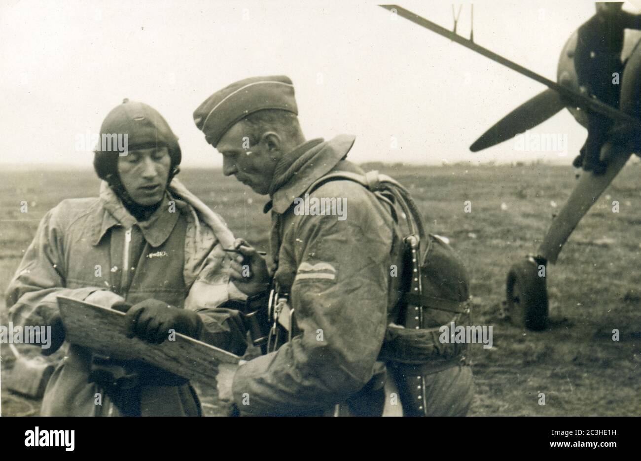 Second World War / WW2 - German reconnaissance aircraft Henschel Hs 126 ...