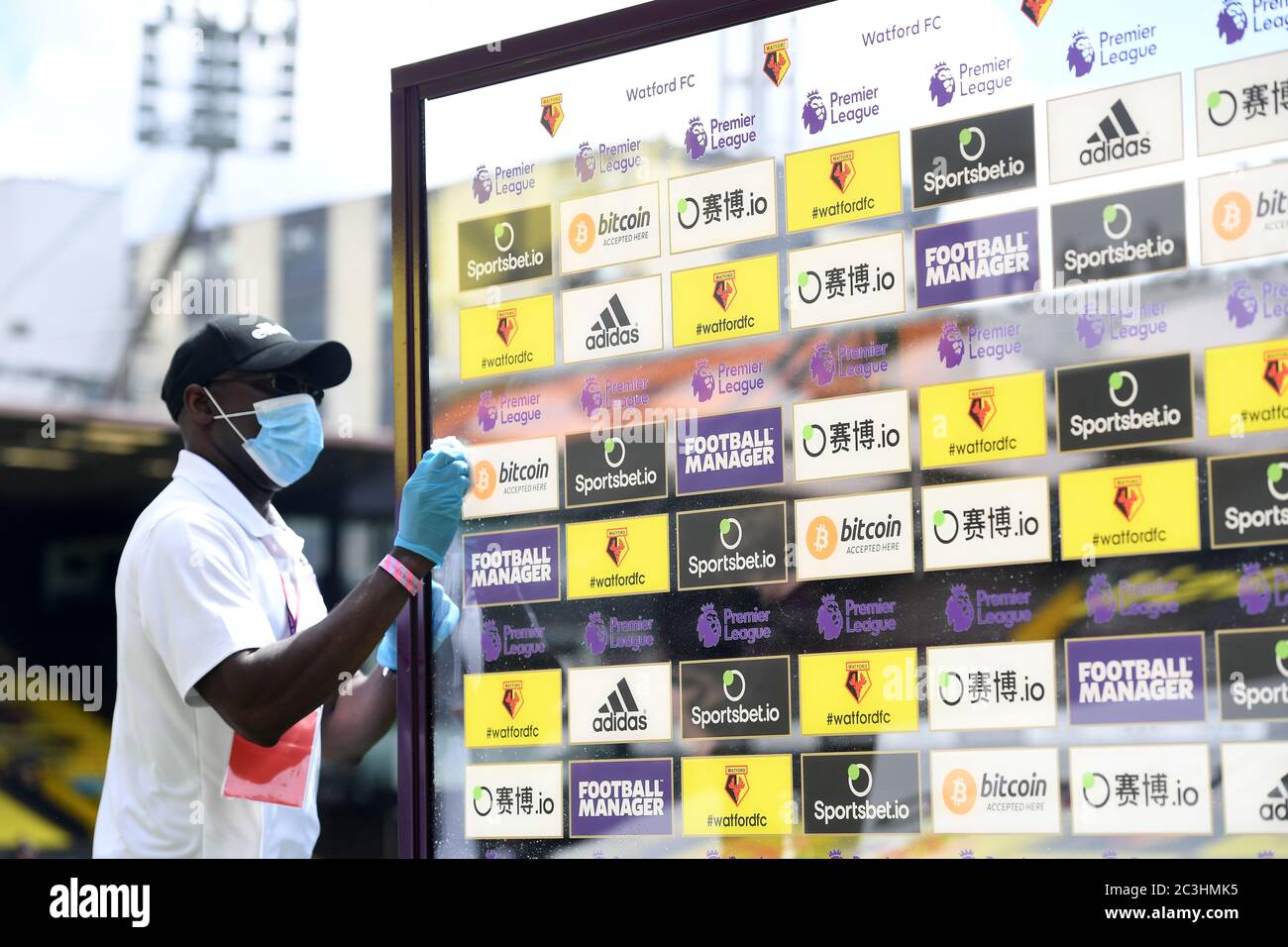 Interview board hi-res stock photography and images - Alamy